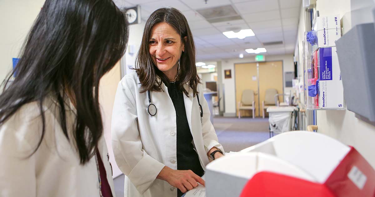 Colette Chaney named ‘2018 Nurse of the Year for Research Advancement ...