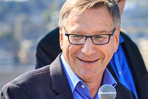 Spotlight on Stanley Riddell | Fred Hutchinson Cancer Center