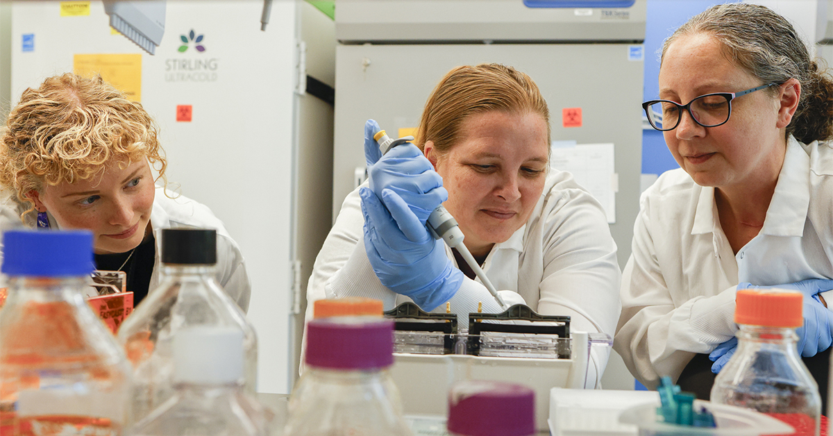 Fred Hutch Science Education Partnership receives $1.35M grant | Fred ...