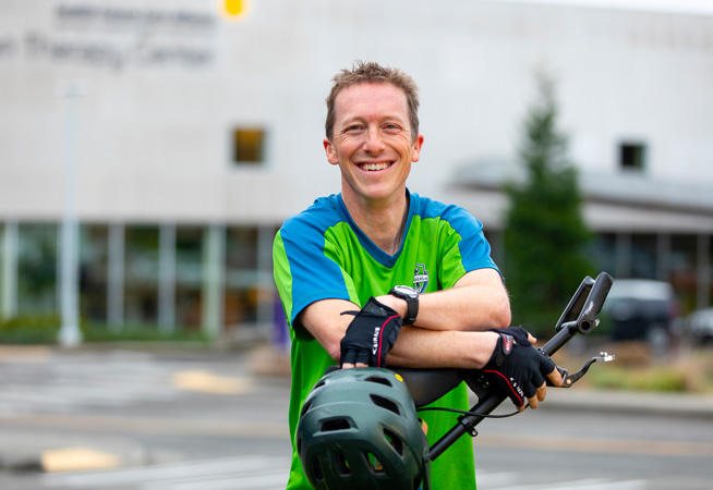 Single dad takes on head and neck cancer at the SCCA proton therapy ...