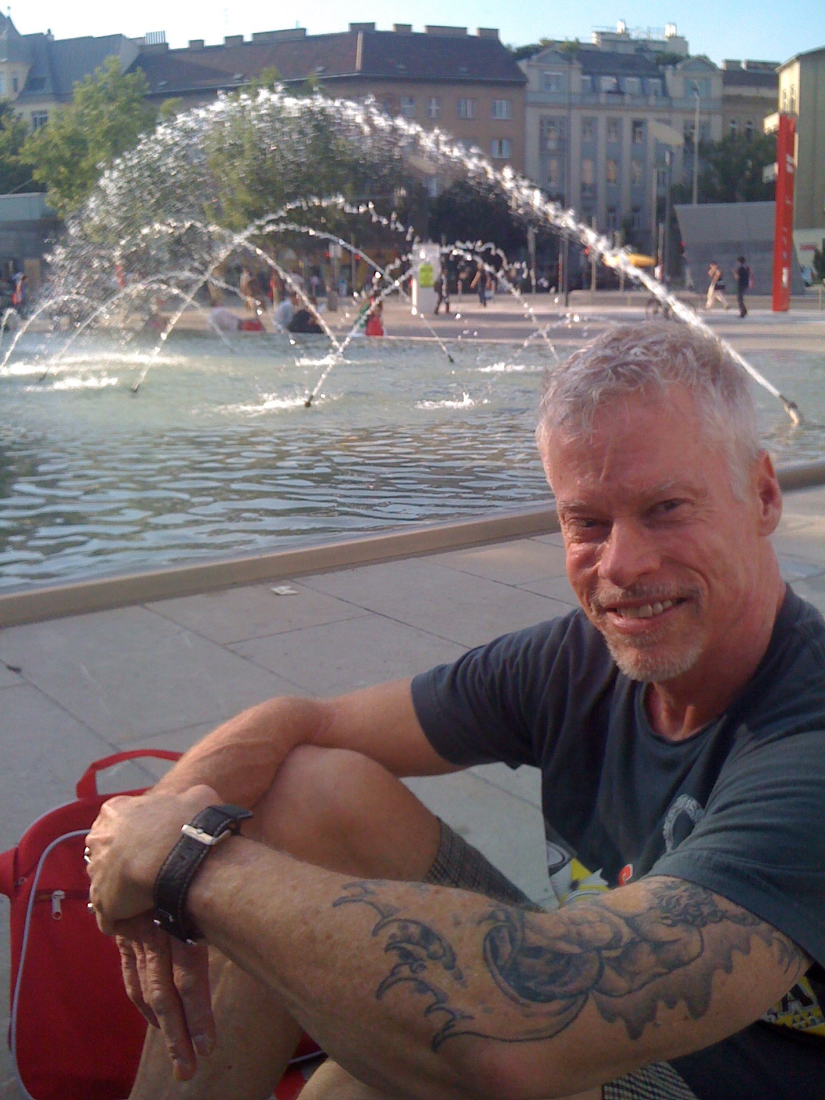 A voice for HIV cure: Scientists, activists gather for Hutch conference ...