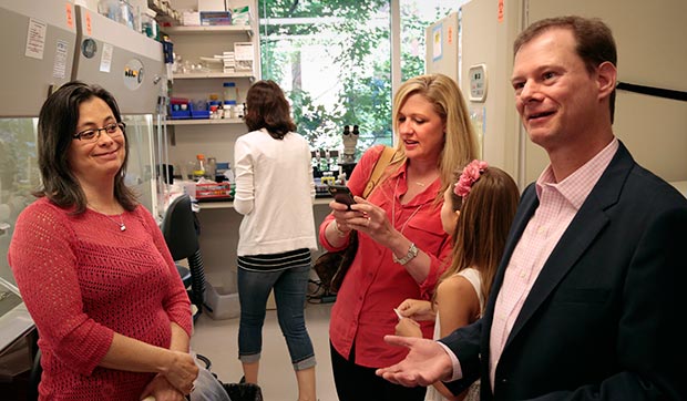 'A chance to hope’: Leukemia survivor, family reunite with favorite ...