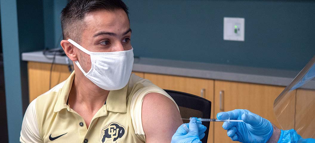 College students muster for big COVID-19 vaccine study | Fred ...