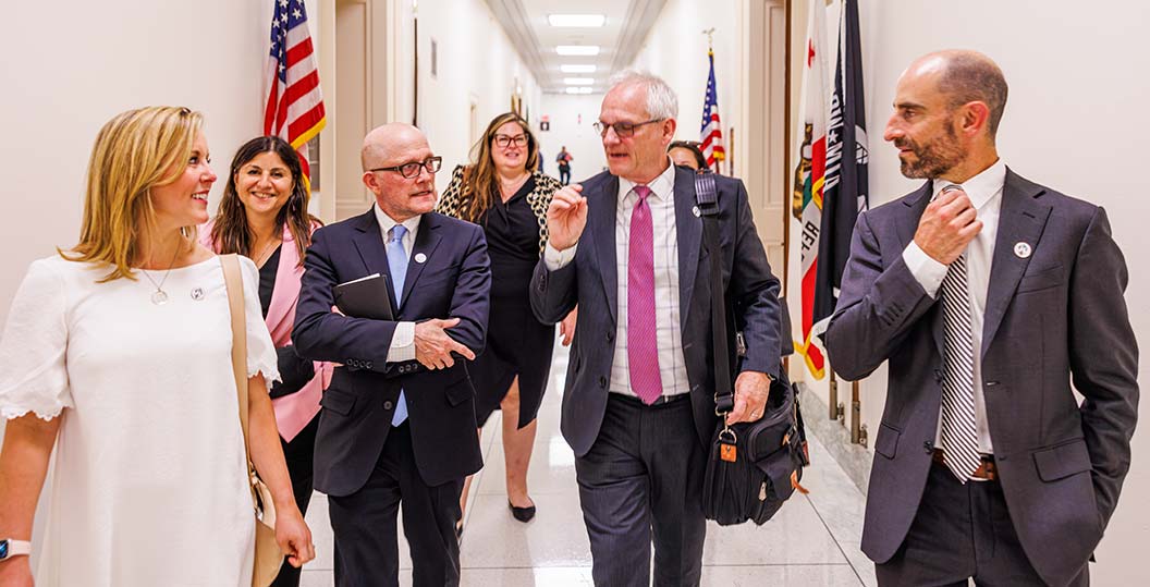 Infectious disease experts propose trials network dedicated to immunocompromised patients | Fred ...