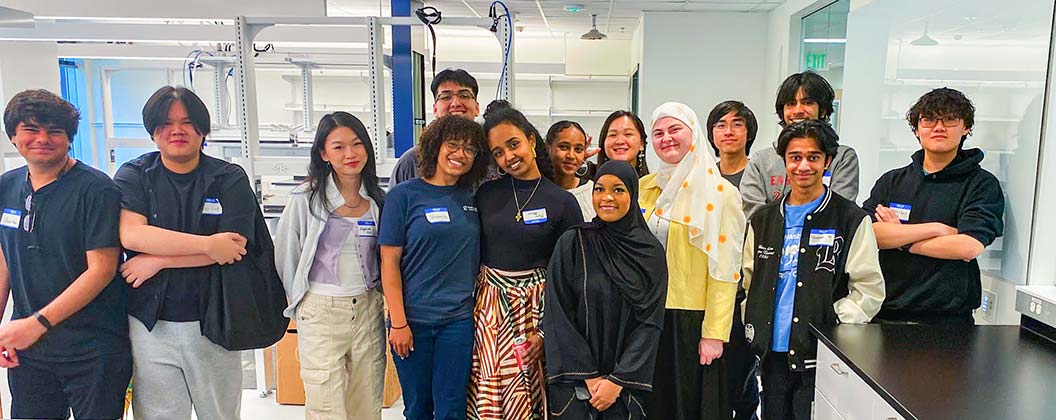 New learning lab opens the door to careers in science - Fred Hutch