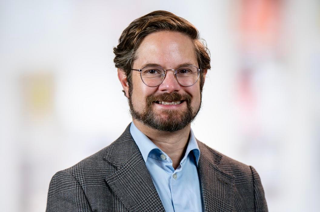 Viral immunologist taps ‘incredible potential’ of immune system - Fred ...